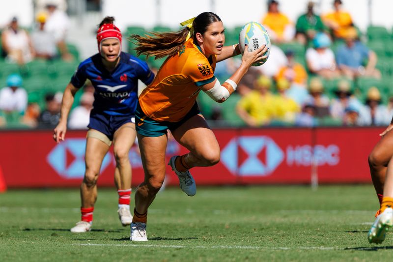 Hosts beat Olympic champions to set up huge finals day at HSBC SVNS Perth