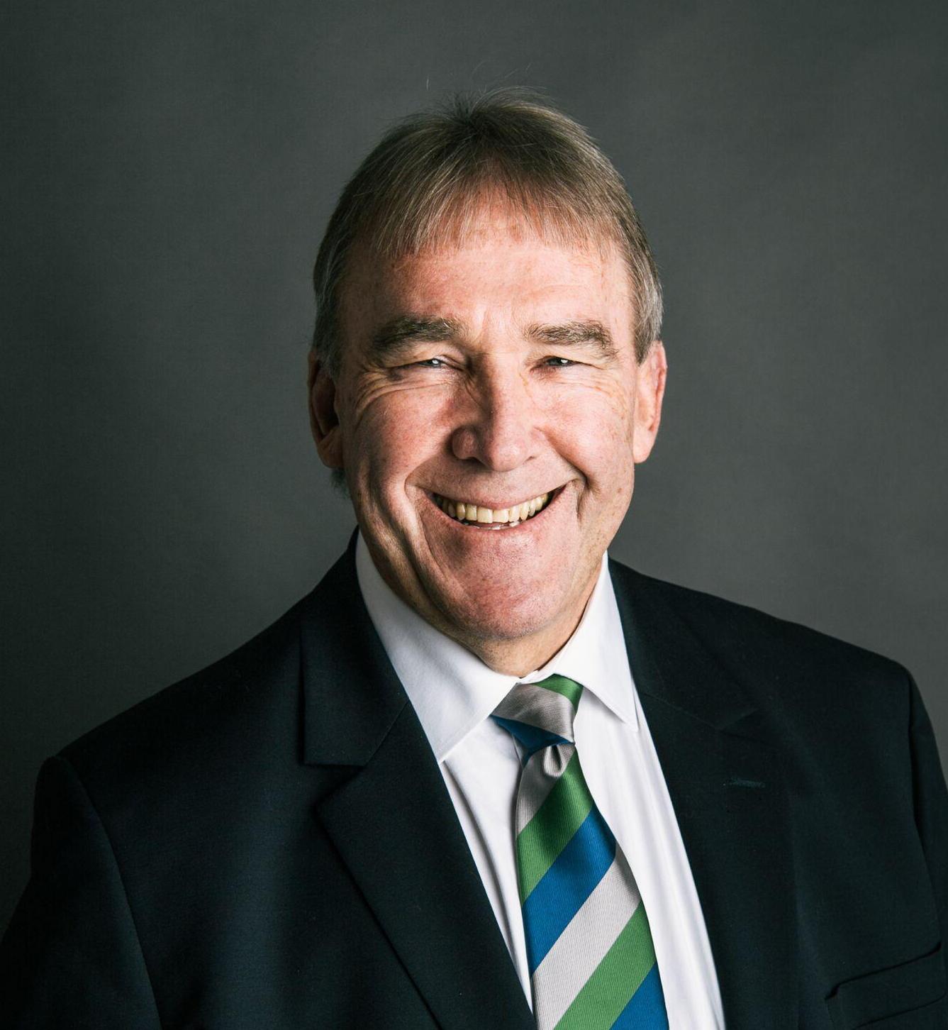 World Rugby mourns the loss of Steve Hinds
